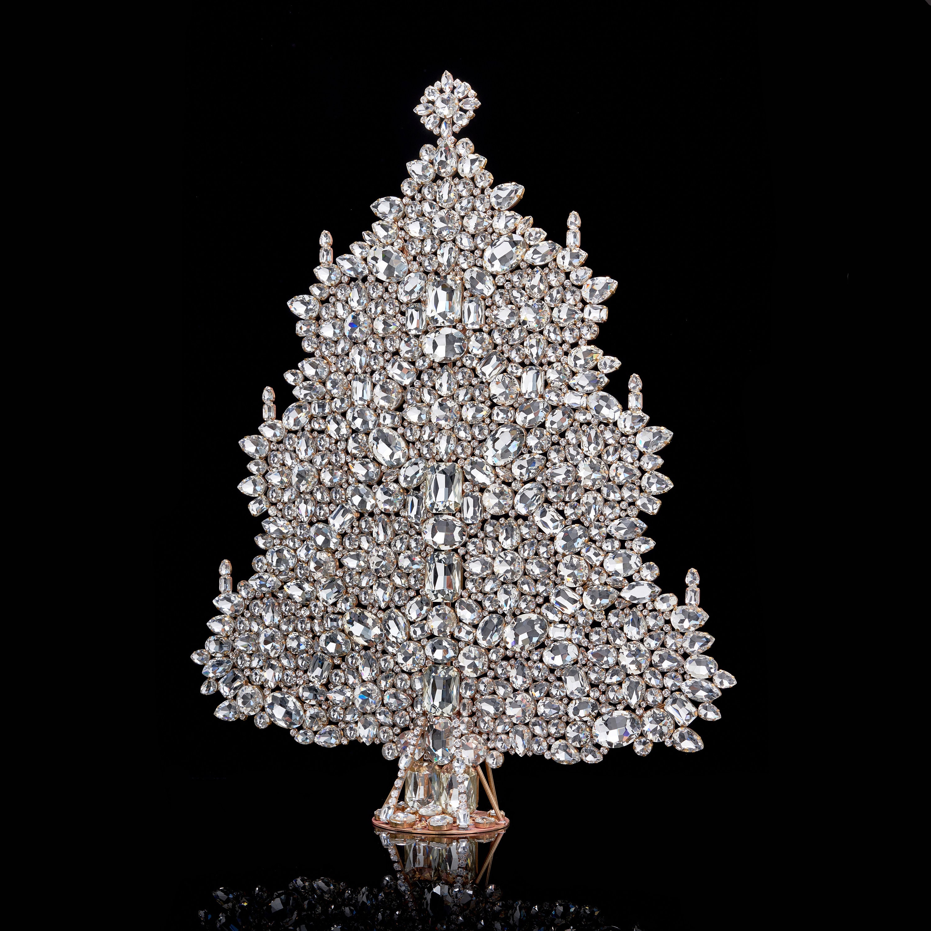 Bountiful Table Top Christmas Tree, Handcrafted With Clear Coloured ...