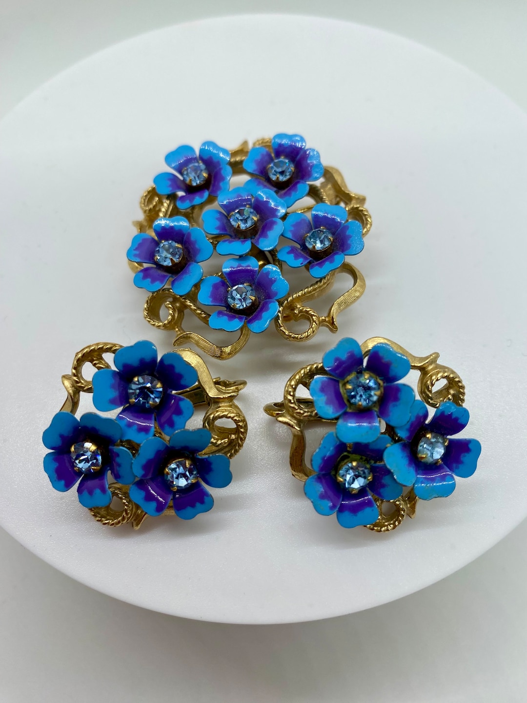 Vintage Avon Jewelry Set of Brooch and Earrings. Beautiful Periwinkle ...