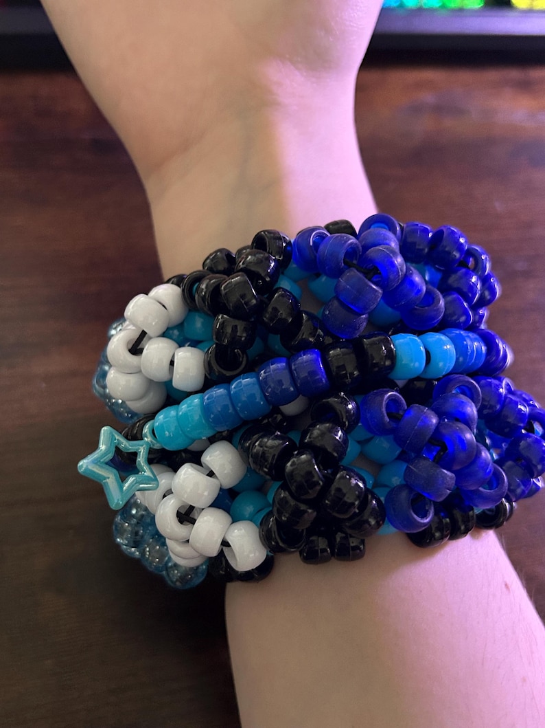 Shadow Milk Cookie Rotating Kandi Cuff | Cookie Run Kingdom | Video ...