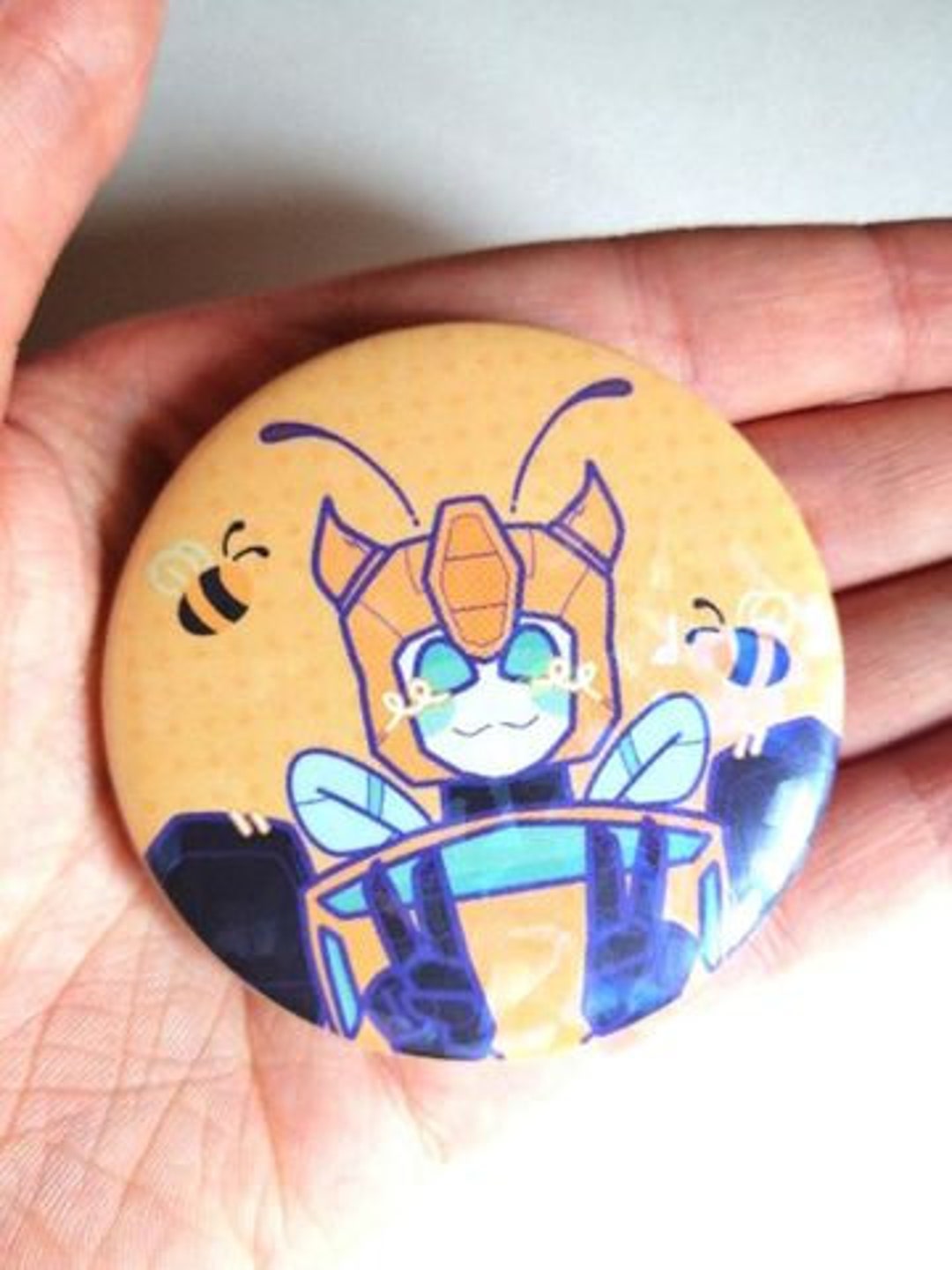 Button Pins Bumblebee - Etsy