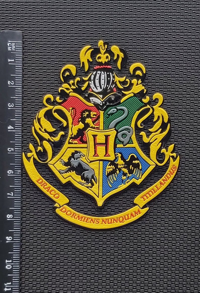 Hogwarts Crest 3D Raised Iron on Thermo-polyurethane TPU Emblem Badge ...