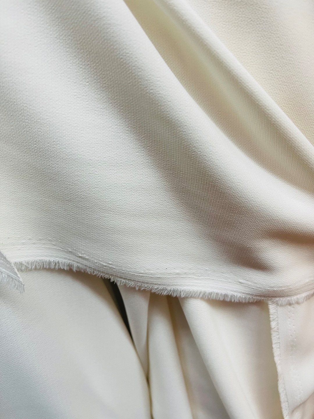 Ivory 4 Ply Crepe Non Stretch Made in Italy Great for Suit Dress Jacket ...