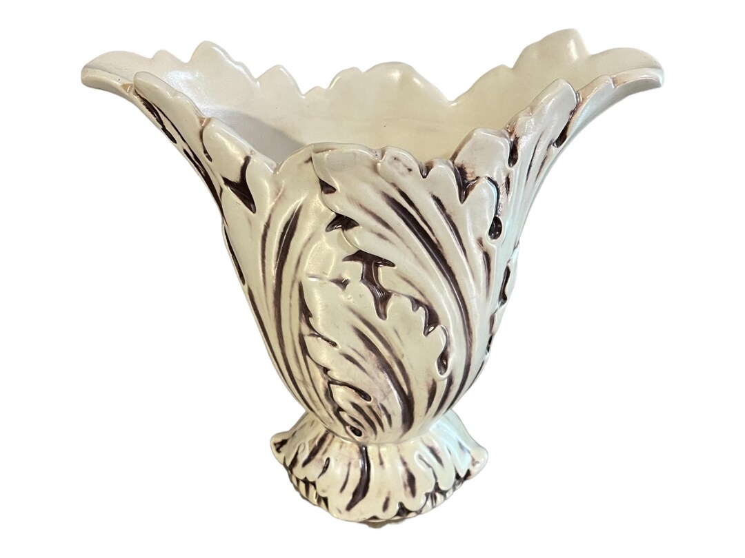 Red Wing Pottery Vase #1096 Oak Leaf Pattern Vintage Decor - Etsy
