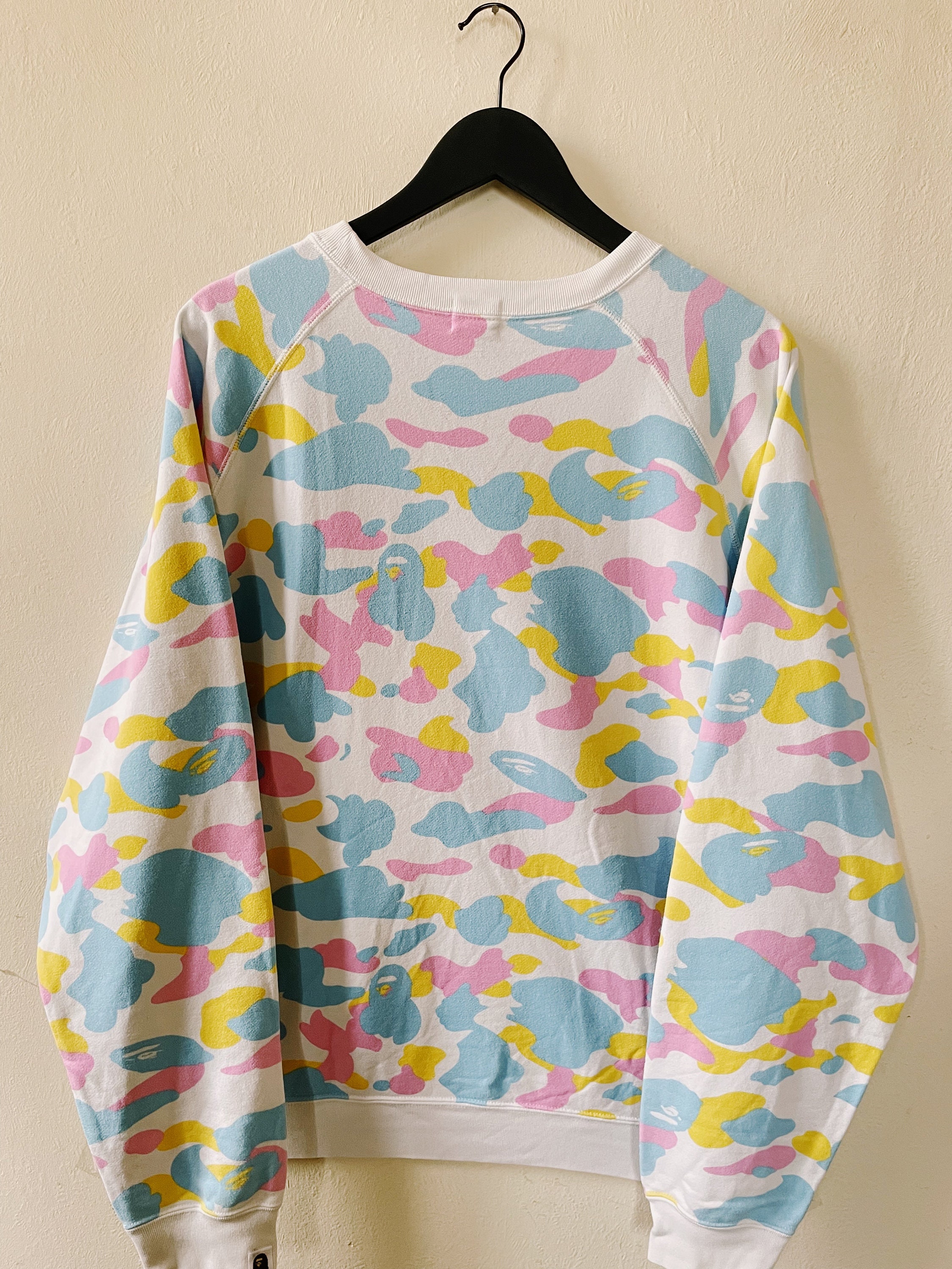 Vintage Y2K Bape A Bathing Ape Candy Cotton Camo Crewneck White / Pink ...