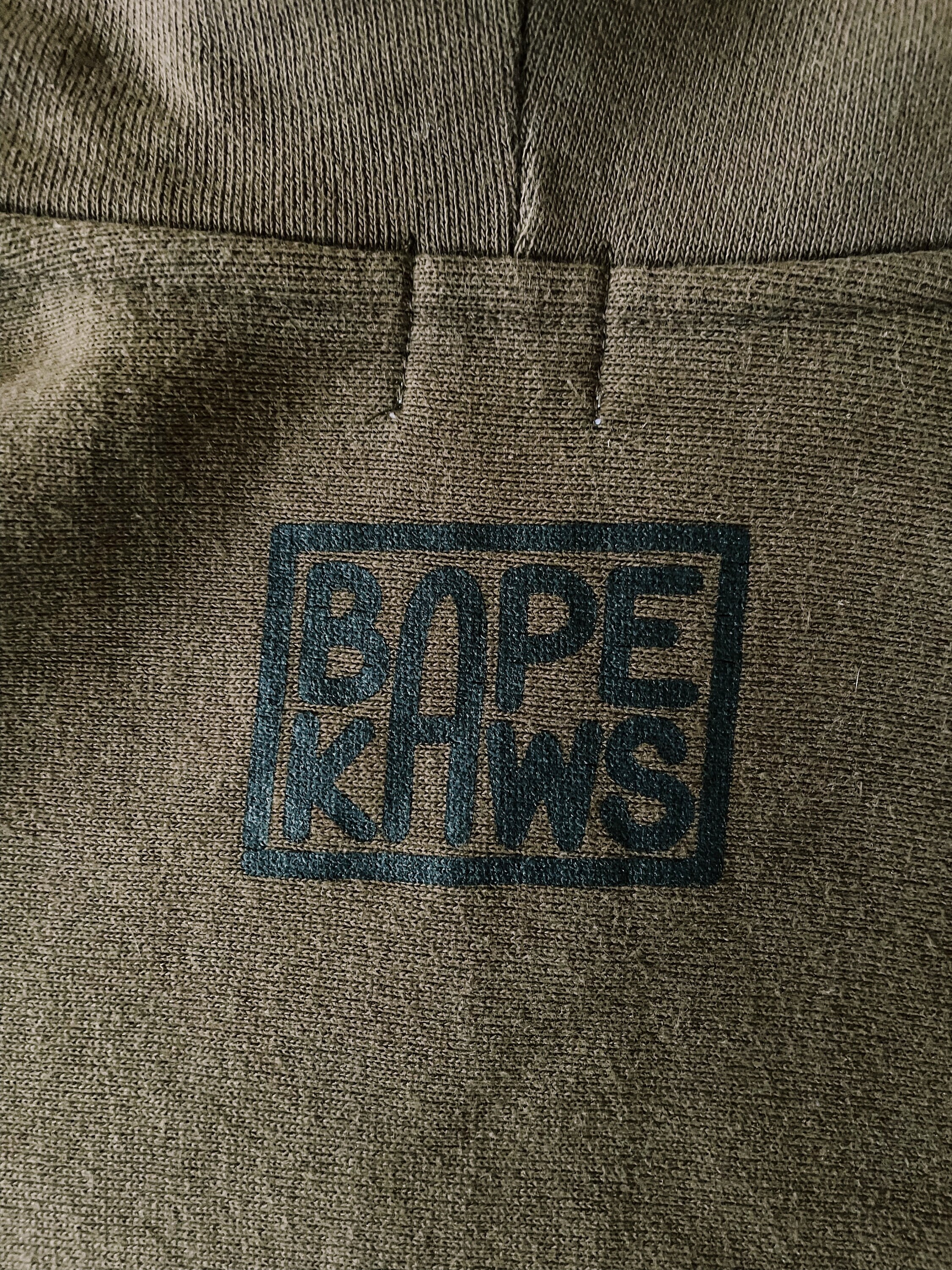 Vintage Y2K Bape A Bathing Ape Baby Milo X KAWS Ape Soldier Vintage Y2K Bape A Bathing Ape Baby Milo X KAWS Ape Soldier