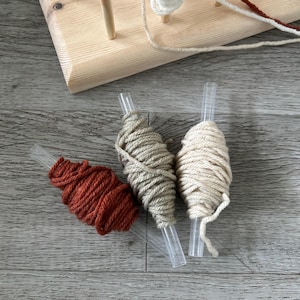 Yarn Bobbin Holder: Knitting & Crochet Colorwork - Etsy