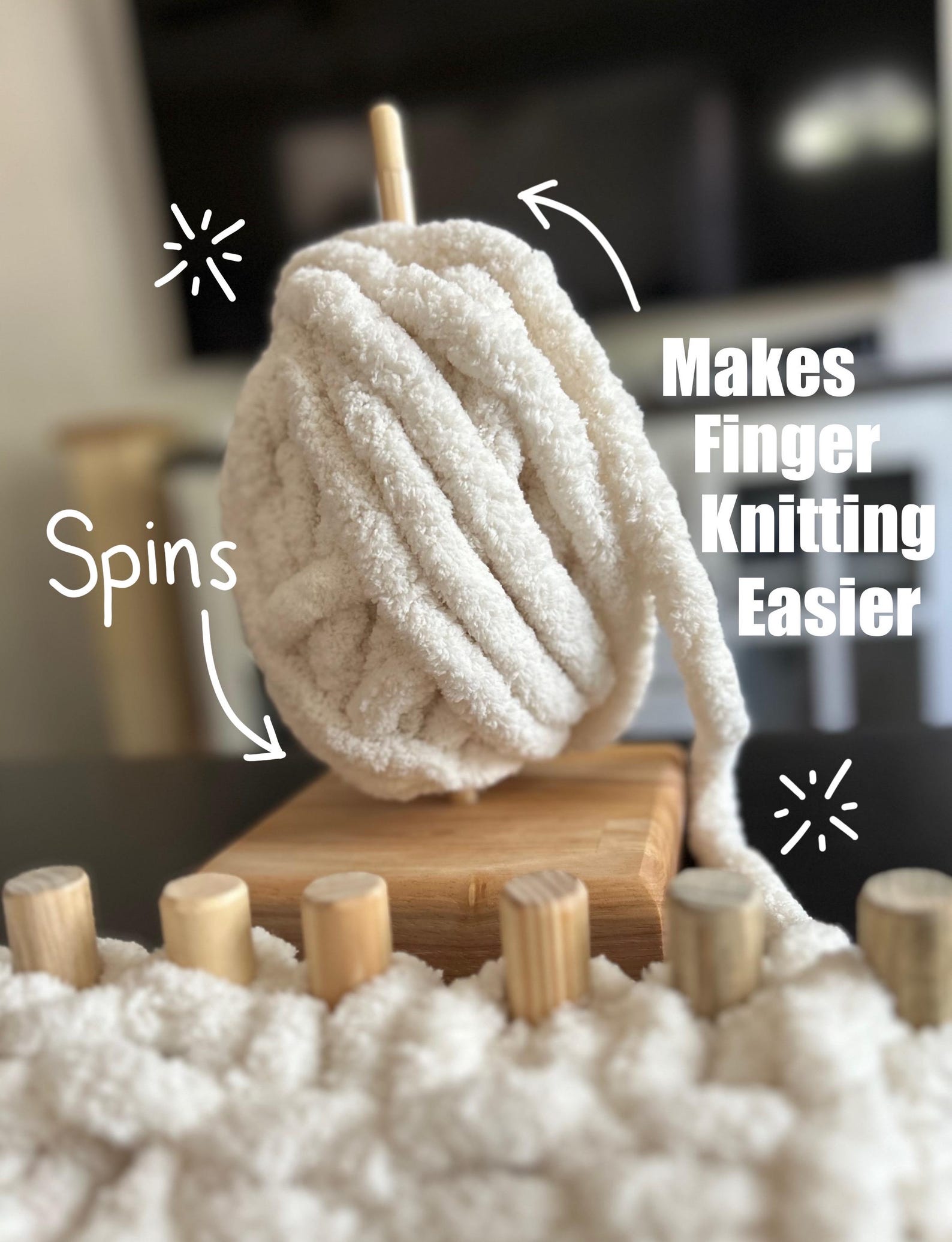 Chunky Yarn Holder: Jumbo Bobbin for Finger Knitting & Blanket Loom - Etsy
