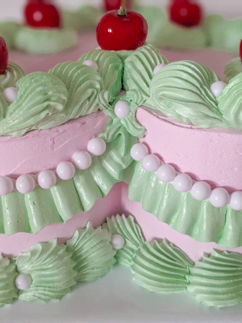 Vintage Heart Fake Cake Prop Display Decor - Etsy