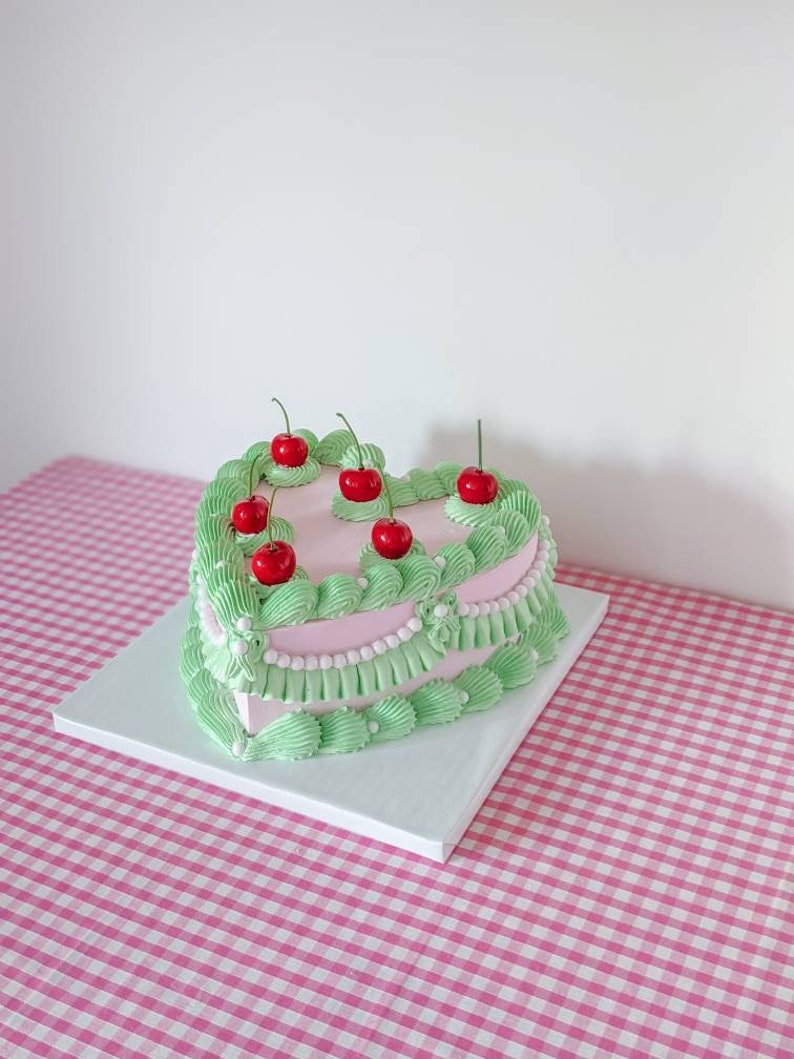 Vintage Heart Fake Cake Prop Display Decor - Etsy
