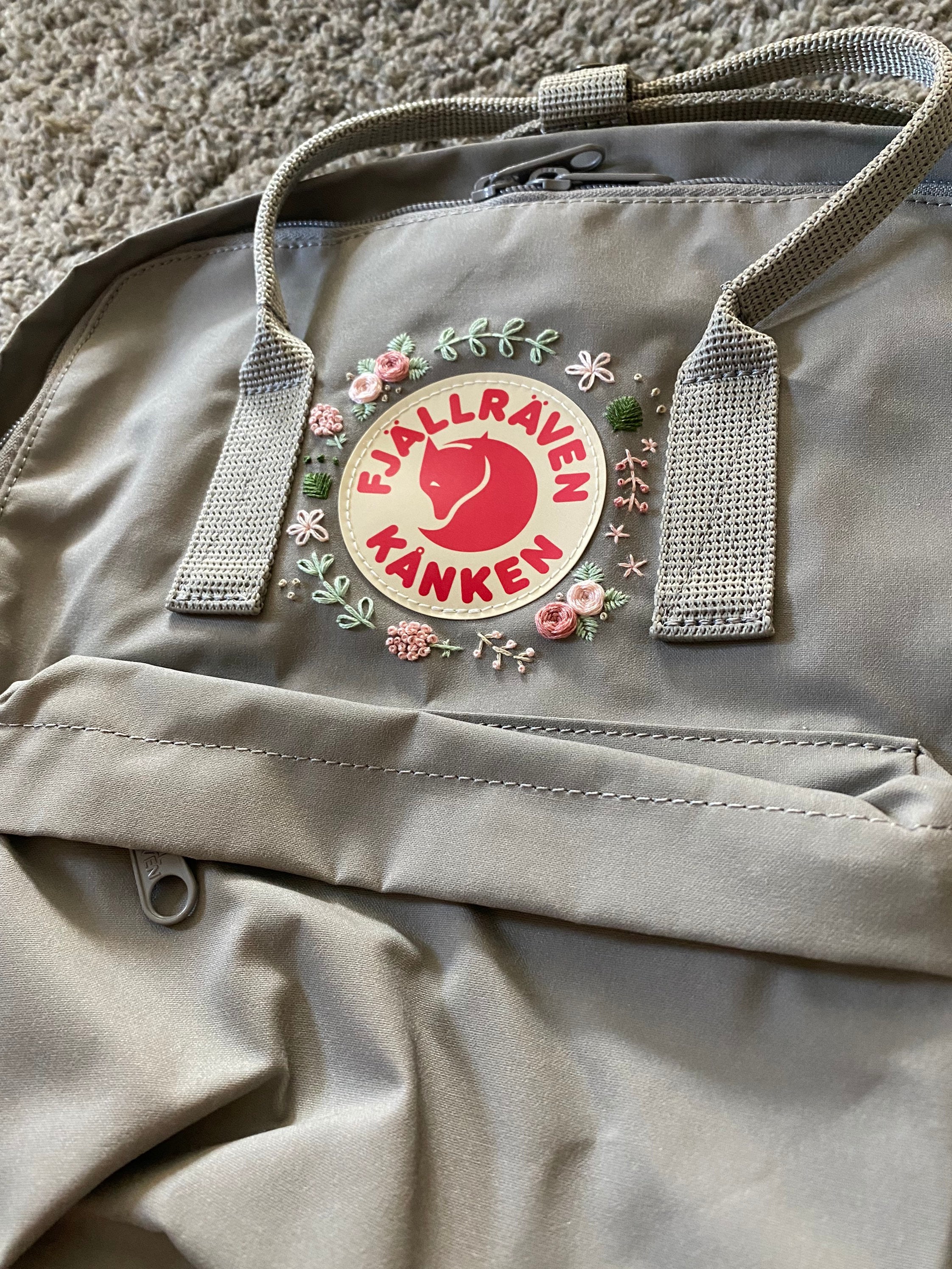 Fjällräven Kånken Rucksack bestickt 16 Liter Unikat Fog - Etsy.de