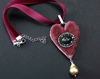Statement Eyeball Necklace Halloween Jewelry Weird Quirky Necklace ...
