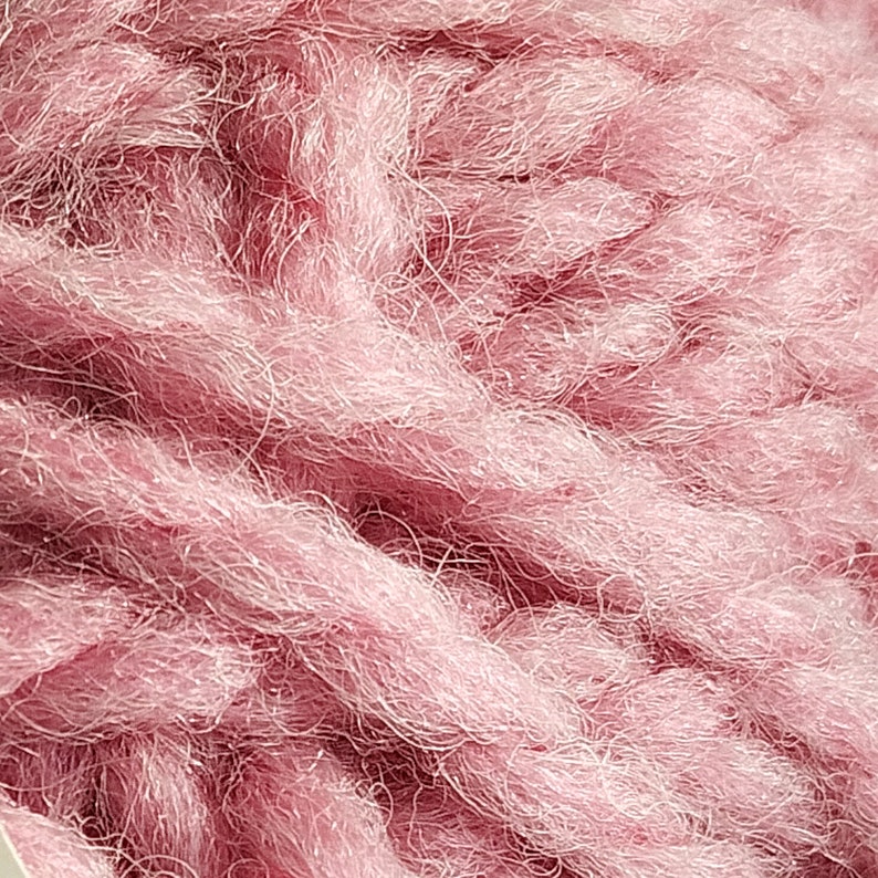 EMU Snowball Super Bulky Yarn 100g Pink 63/37% Wool / Acrylic 70.4m ...