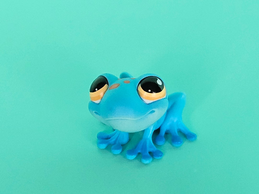 LPS 806 Frog Authentic Littlest Pet Shop - Etsy