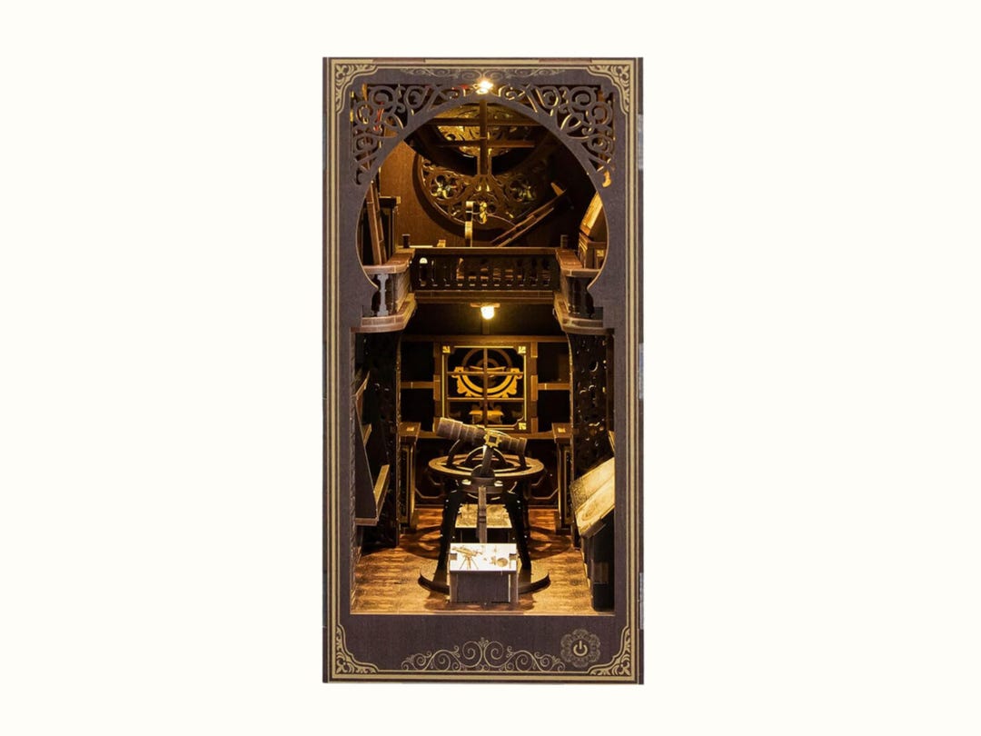 Astronomical Museum DIY Book Nook Kit: Wooden Miniature Diorama ...