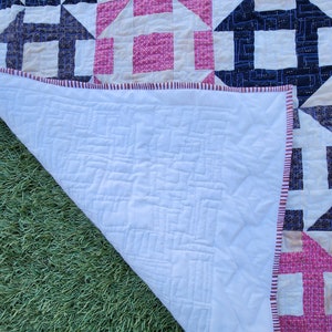 Traditional Churn Dash Lap Quilt - Etsy