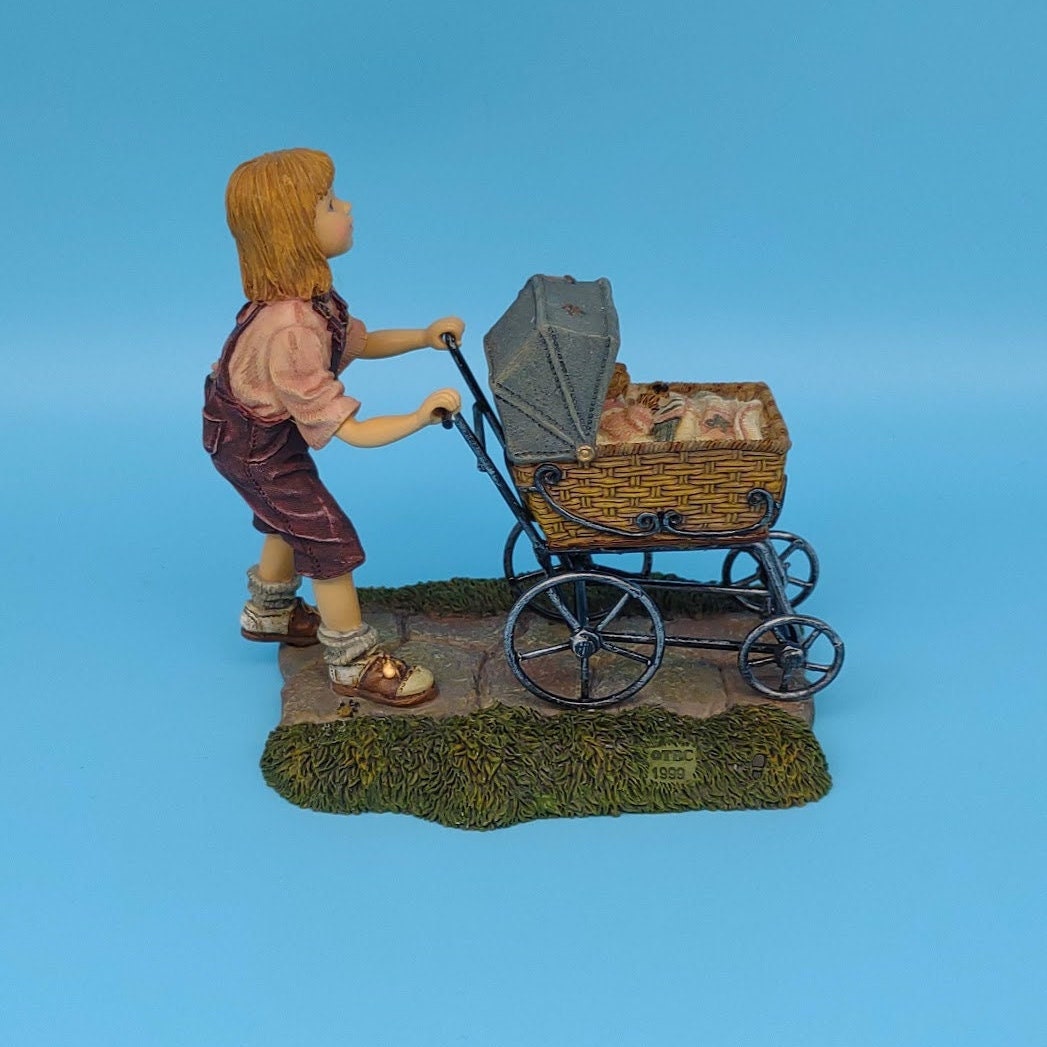 Limited Edition, Casey With Baxter ..."afternoon Stroll" by Boyds ...