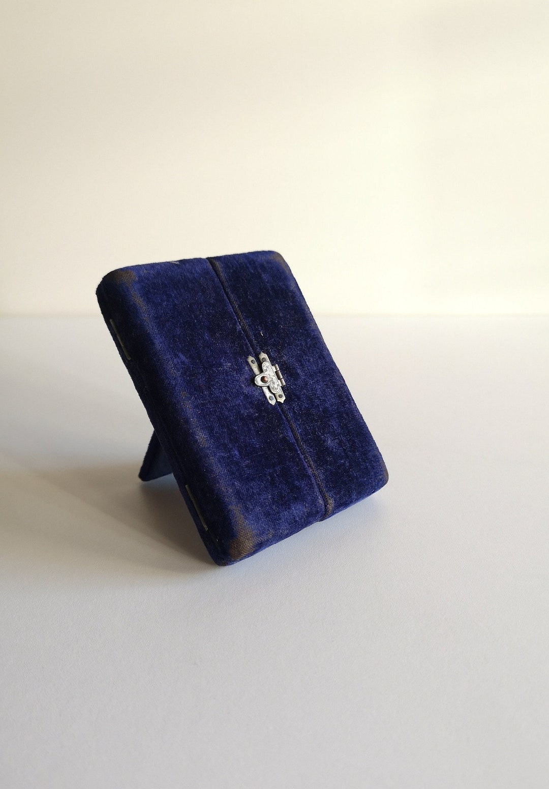 Antique Velvet Double Door Box With a Pendant Photo Holder - Etsy