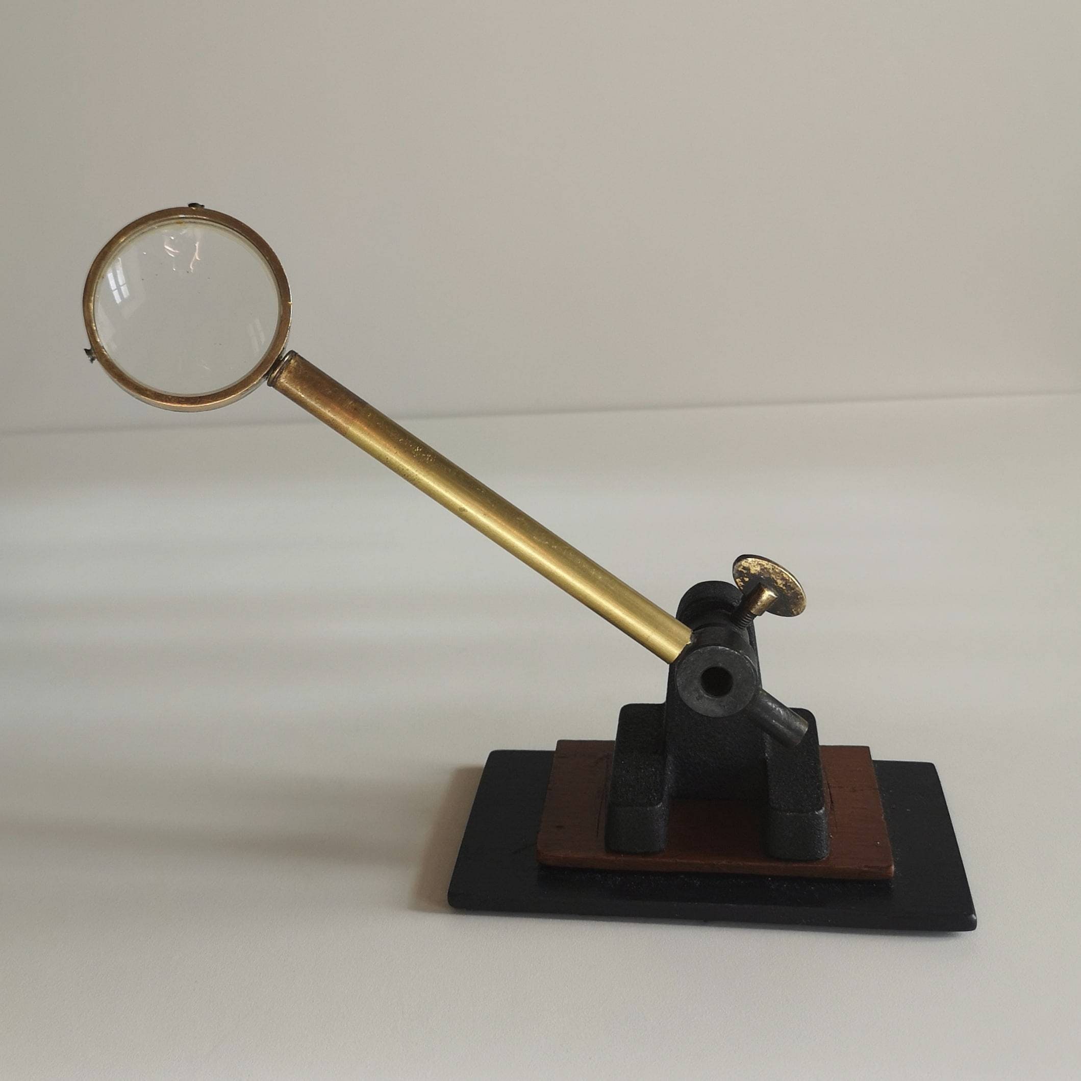 Vintage Antique Magnifying Glass