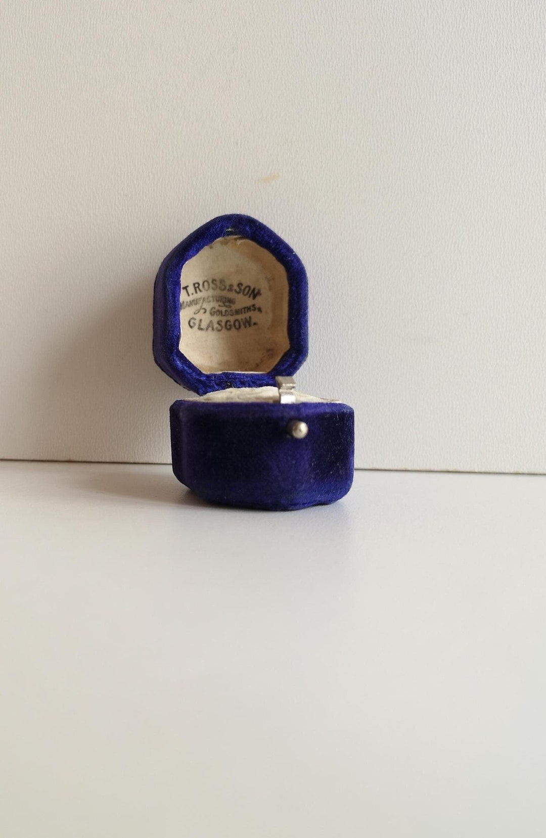 Antique Blue Velvet Ring Box - Etsy