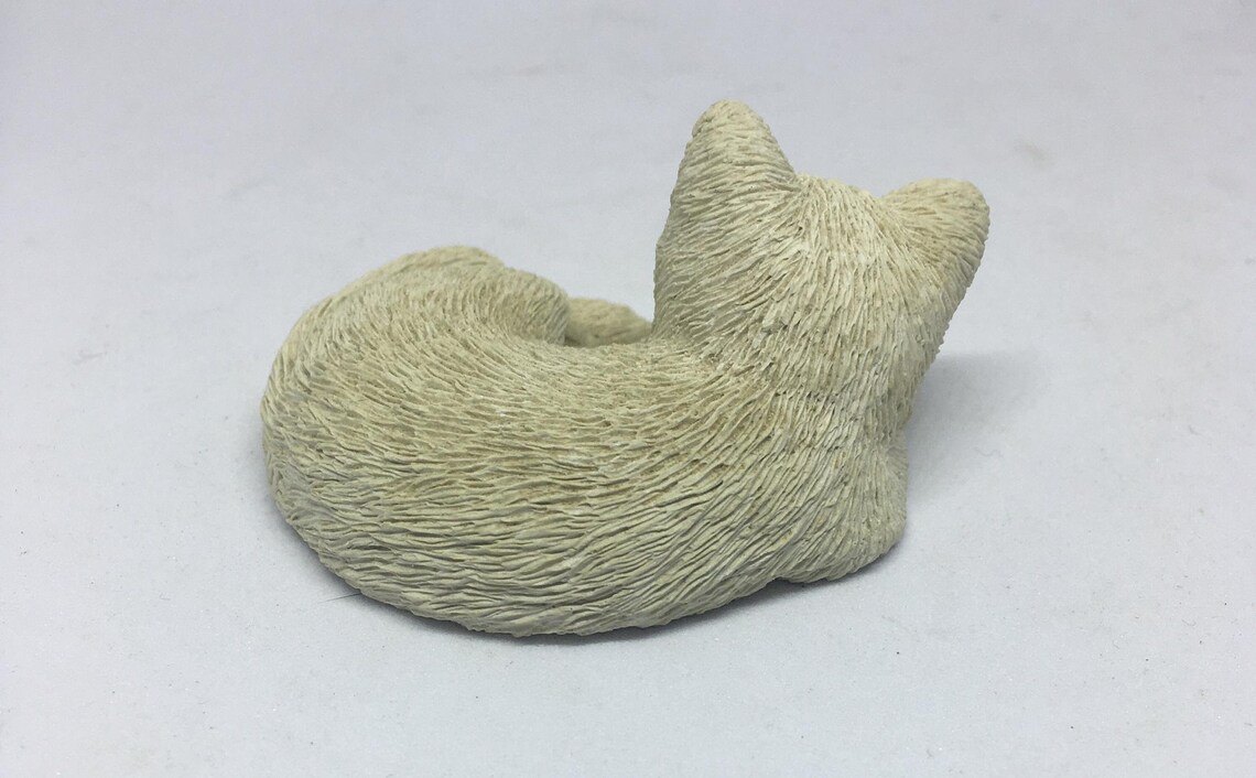 Vintage Curled Sleeping Kitten Figurine. Sandicast Cat Figurine. With ...