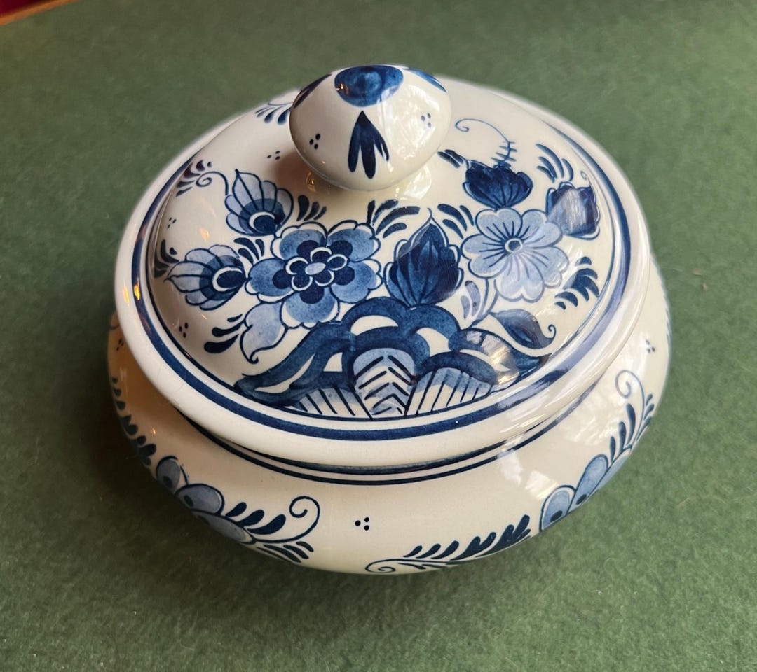 Delft Ware Lidded Sugar Bowl Dressing Table Box. Signed Royal ...