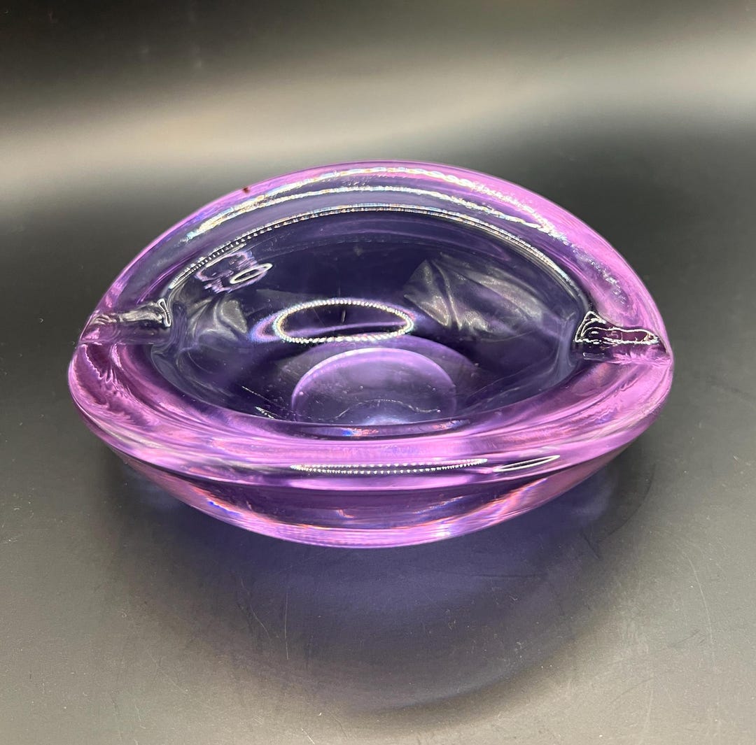 Vintage Neodymium Alexandrite Glass Ashtray. Beautiful Colour Changing ...