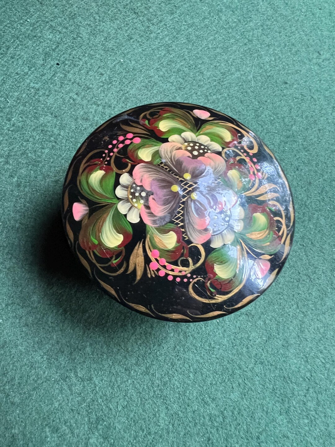 Vintage Russian Trinket Box. Hand Painted Floral Lacquered Design on ...