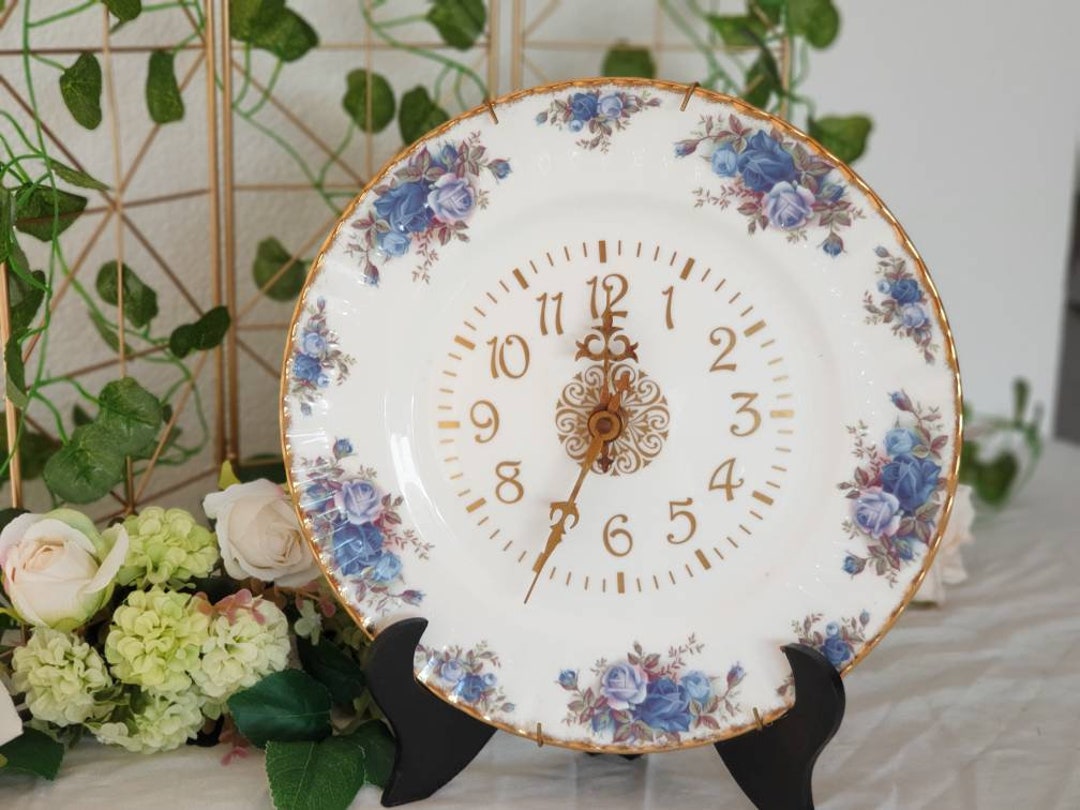 Royal Albert Moonlight Rose Clock Rare Bone China Vintage Gift ...
