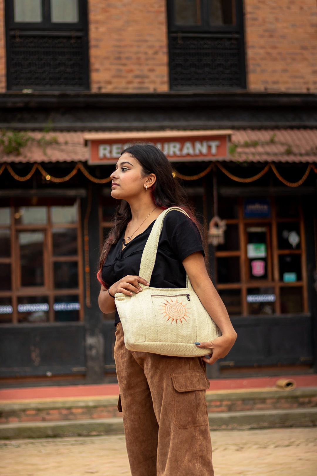 Spiral Sun Embroidered Tote Bag With Zippers, Light & Durable Pure ...