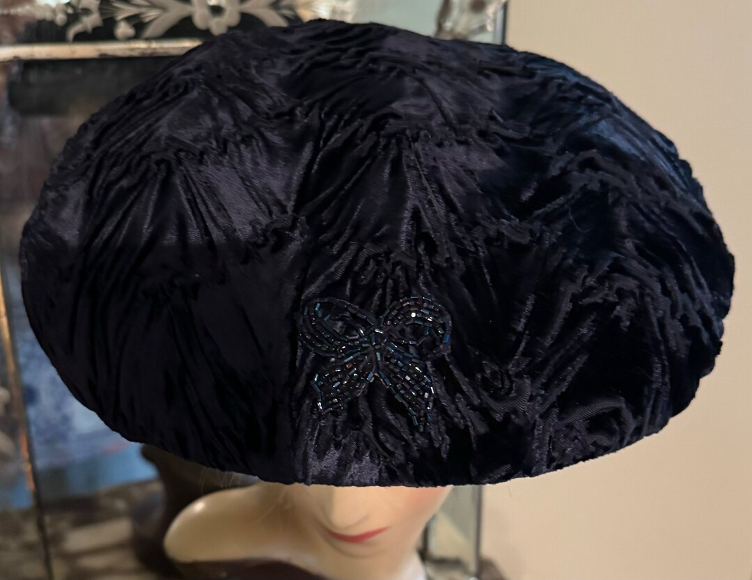 Great Vintage 1950s Midnight Blue Crushed Velvet Beaded Butterfly ...