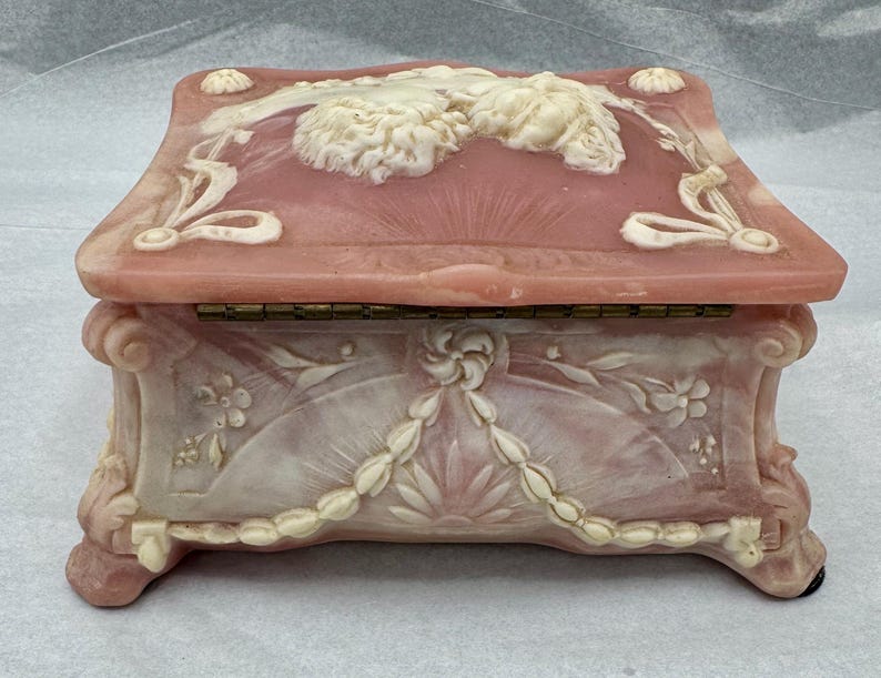 Vintage Incolay Stone Pink Kissing Lover Cameos Jewelry Trinket Box - Etsy