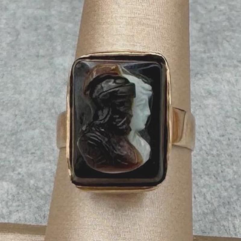 Gold Cameo Profile Ring - Etsy