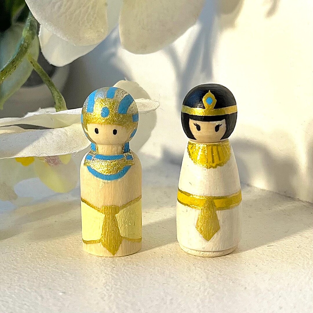 Egyptian Royal Couple Wooden Toy Dolls Pharaoh & Cleopatra Pegdolls ...