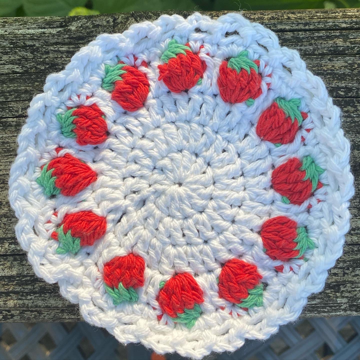 Strawberry Crochet Coaster Pattern, Cottage Core, Cute, and Easy - Etsy