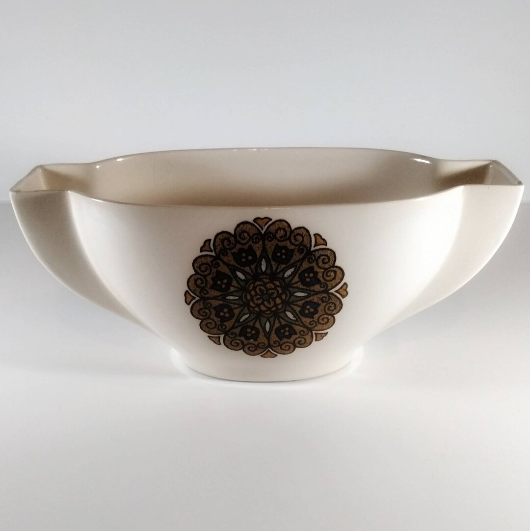 New Devon Pottery Newton Abbott Made in England White Vase, Flower Vase ...