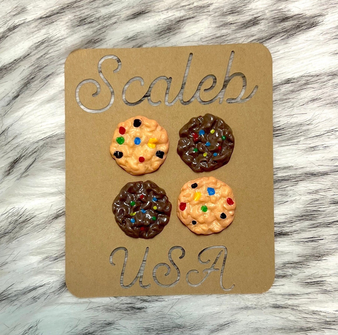 Crispy Cookie Mix Magnets or Pushpins color Chocolate Chip Cookie ...