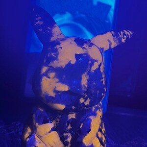 Pikachu Crystal Pokémon Anime Opalite/yooperlite Figure, Hand Carved ...