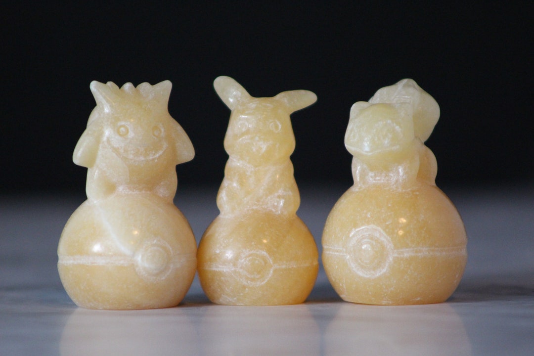 Mystery Pokémon Crystal on Pokéball Pikachu, Squirrel, Gengar ...