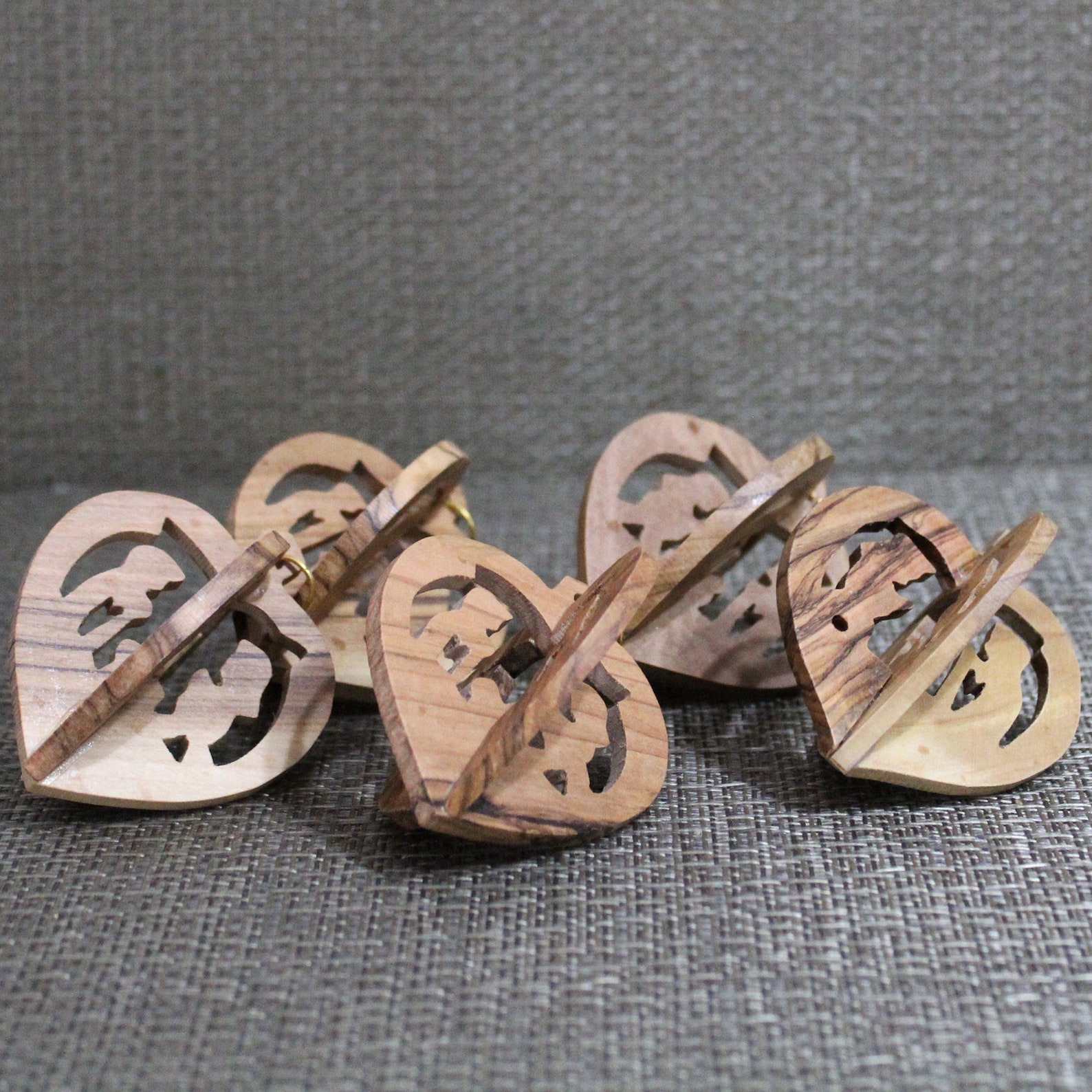 Olive Wood Nativity Heart Ornament Set: Handmade Christmas Decor - Etsy