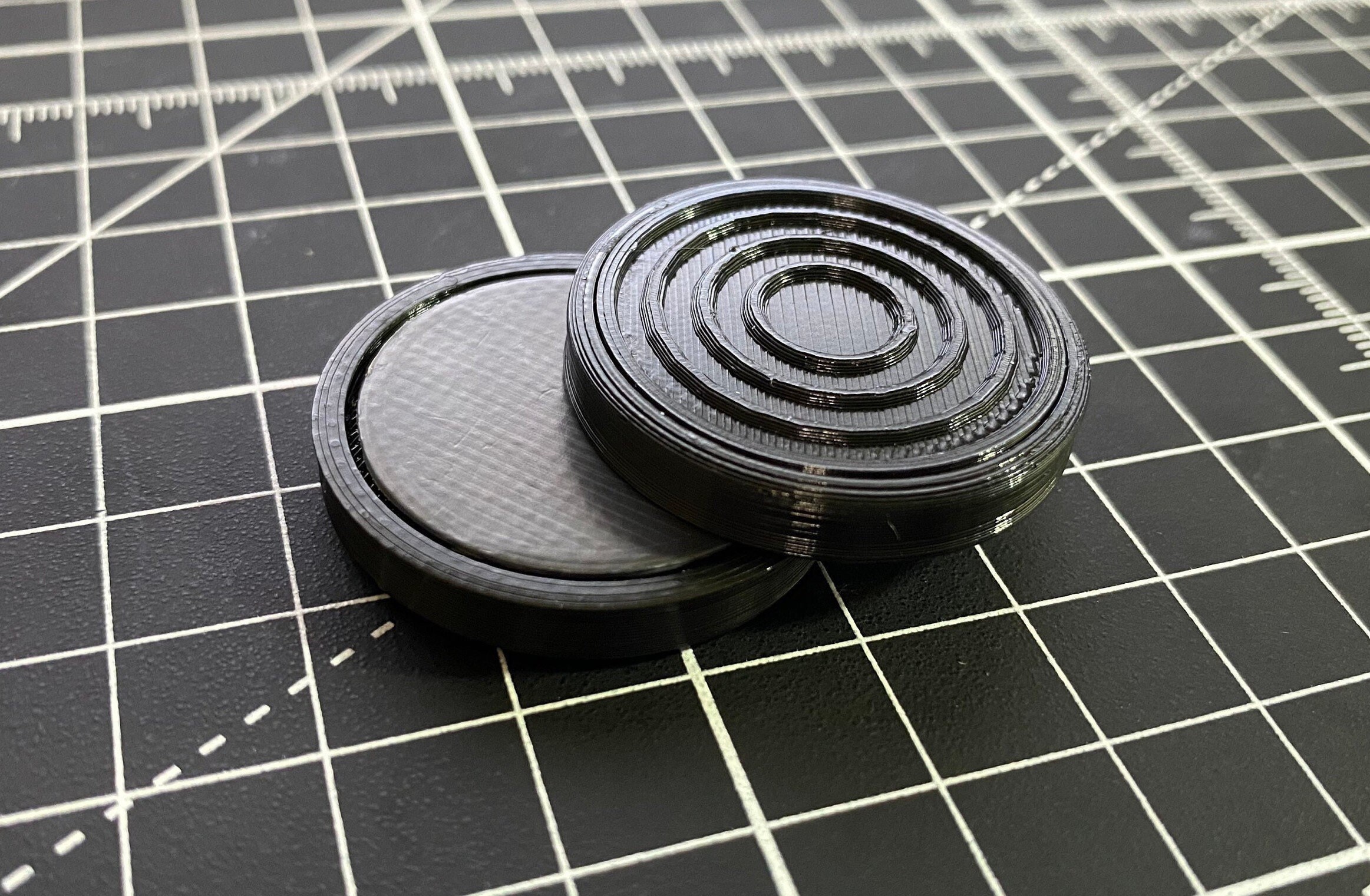 Toys Stress Balls & Desk Toys Mini Magnet Haptic Coin EDC Coin / Worry ...