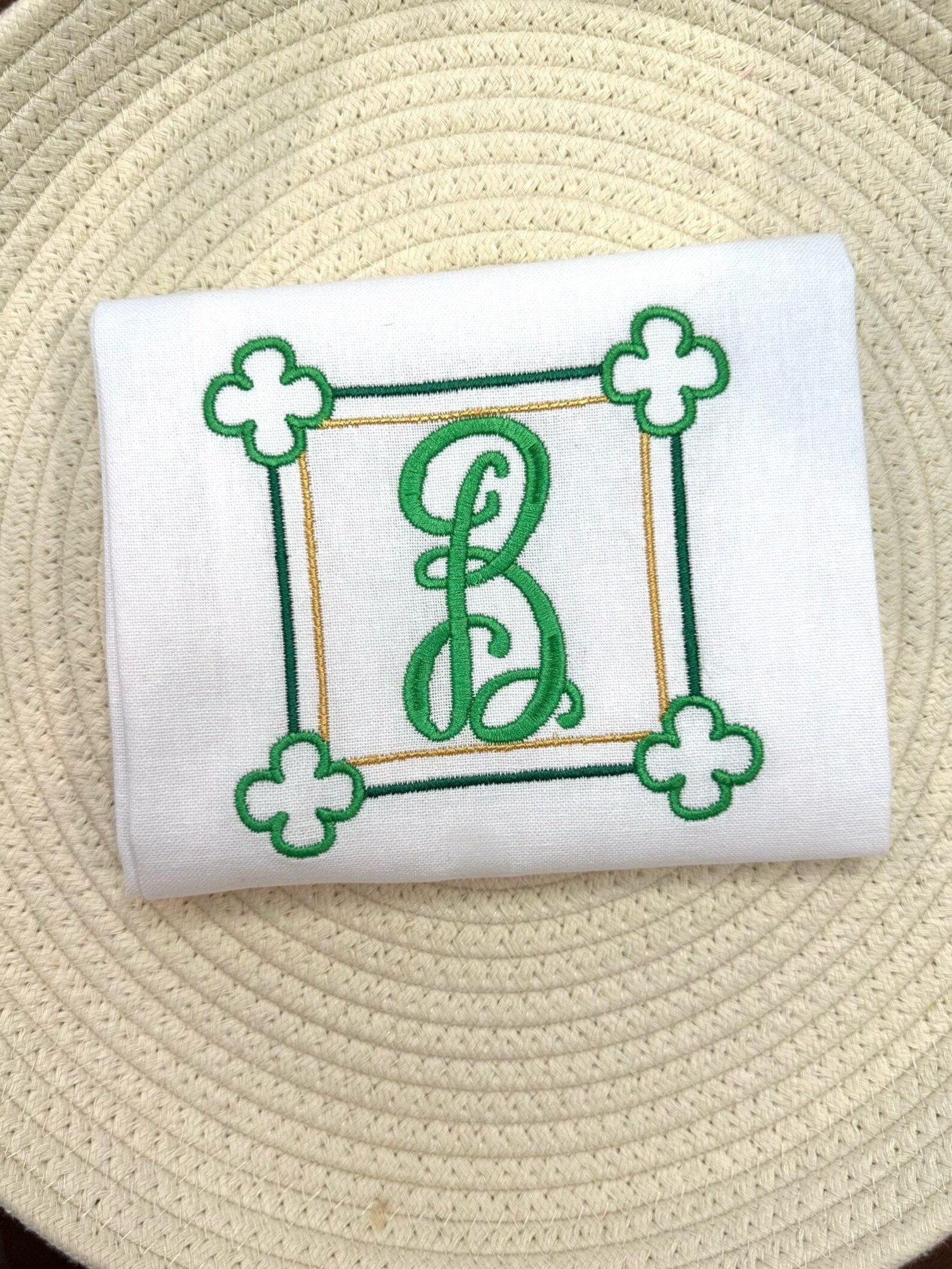 Shamrock Monogram Frame Machine Embroidery Design, St. Patrick's Day ...