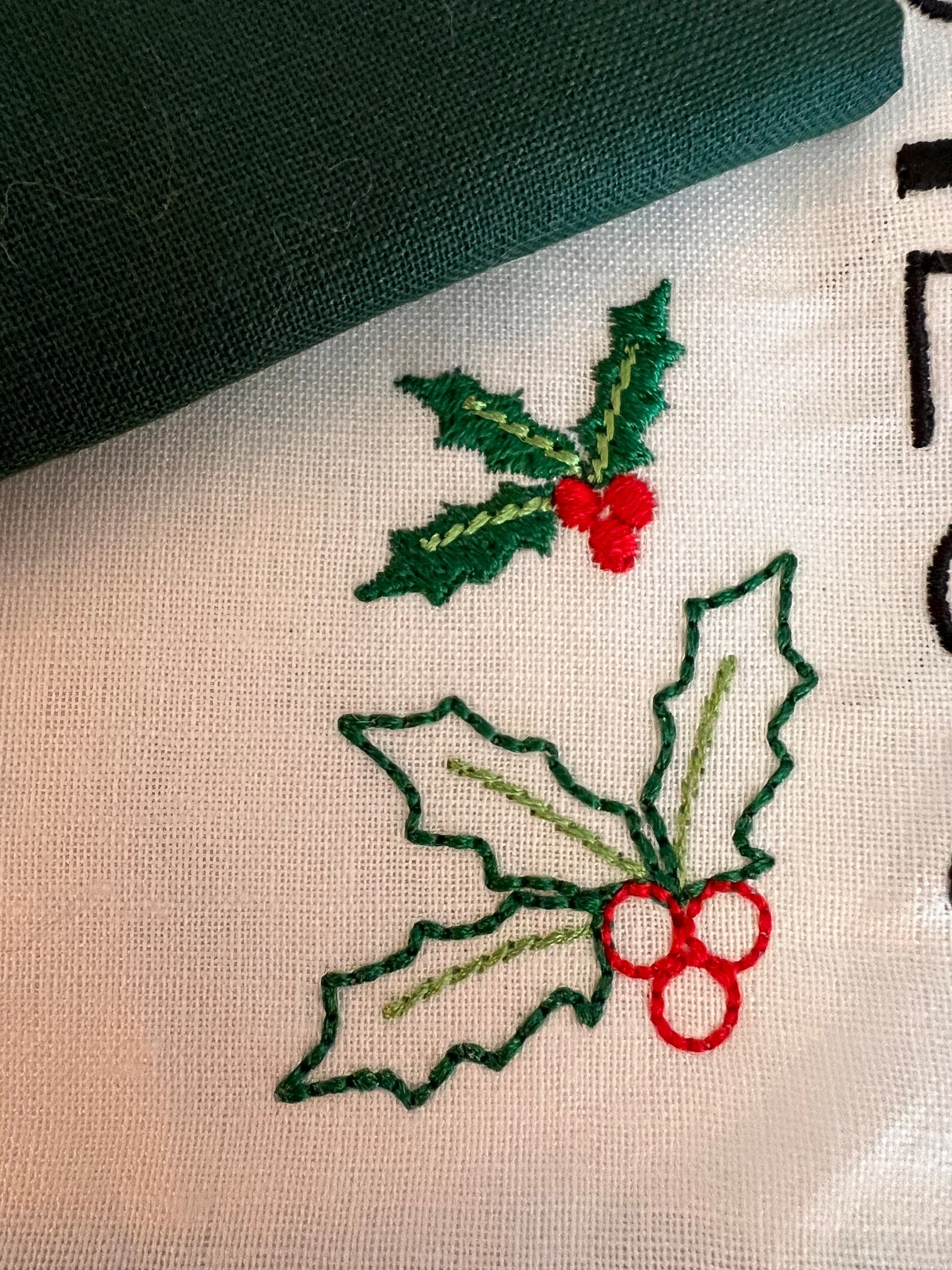 Tiny Holly Machine Embroidery Design, Mini Holly Embroidery Design ...