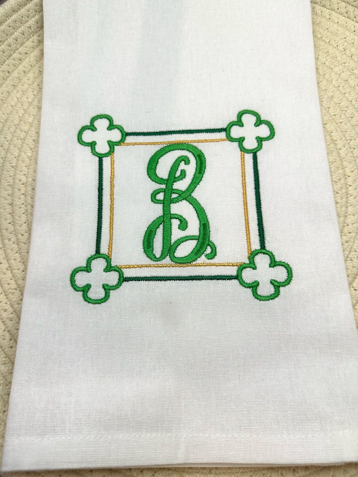 Shamrock Monogram Frame Machine Embroidery Design, St. Patrick's Day ...