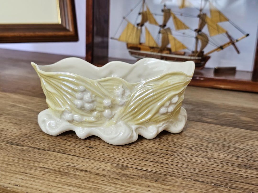Vintage Belleek Lily of the Valley Lustre Plateau Bowl Porcelain 7th ...