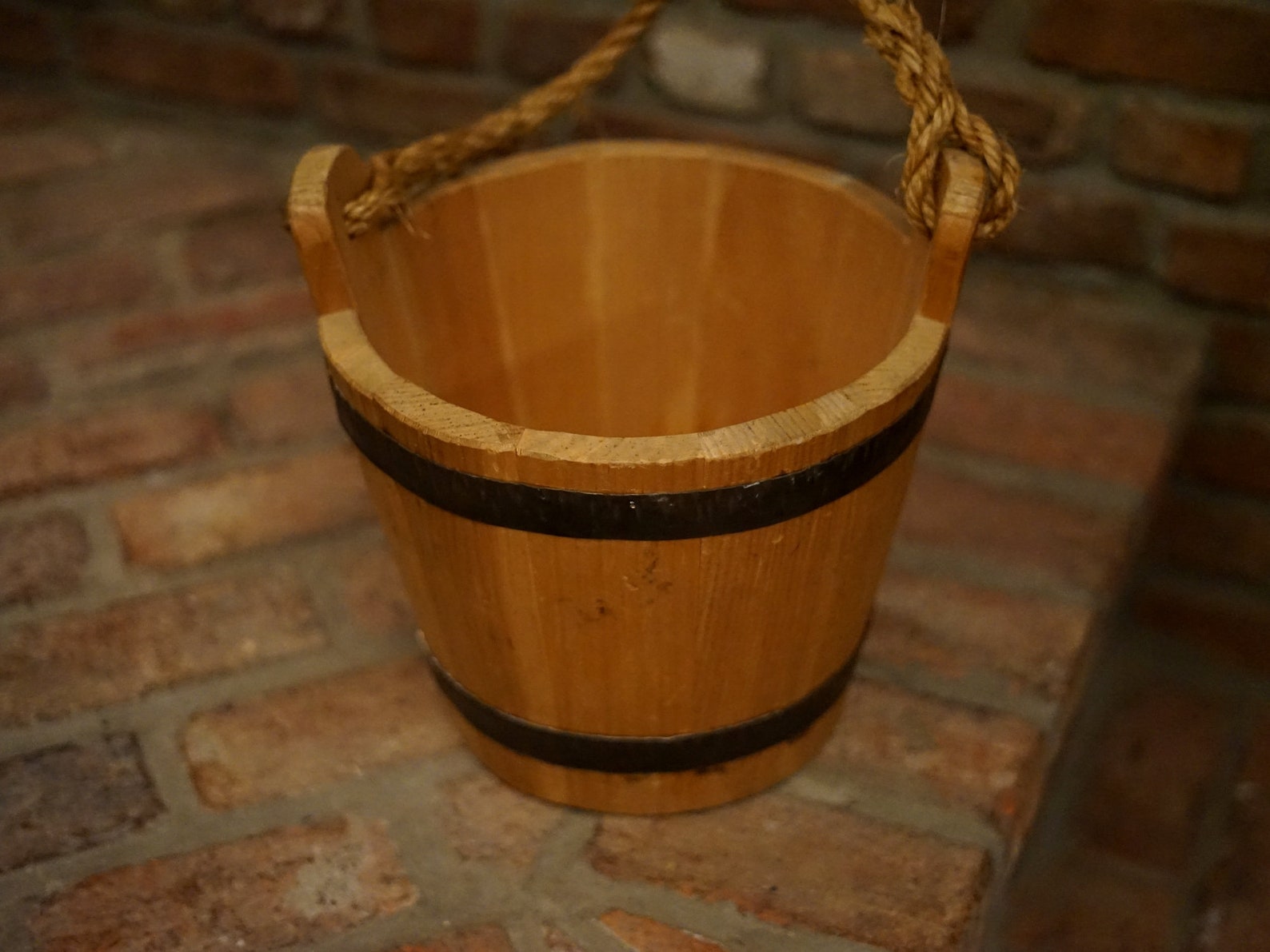 Primitive Bucket, Wooden Bucket, Civil War Reenactment Gear - Etsy