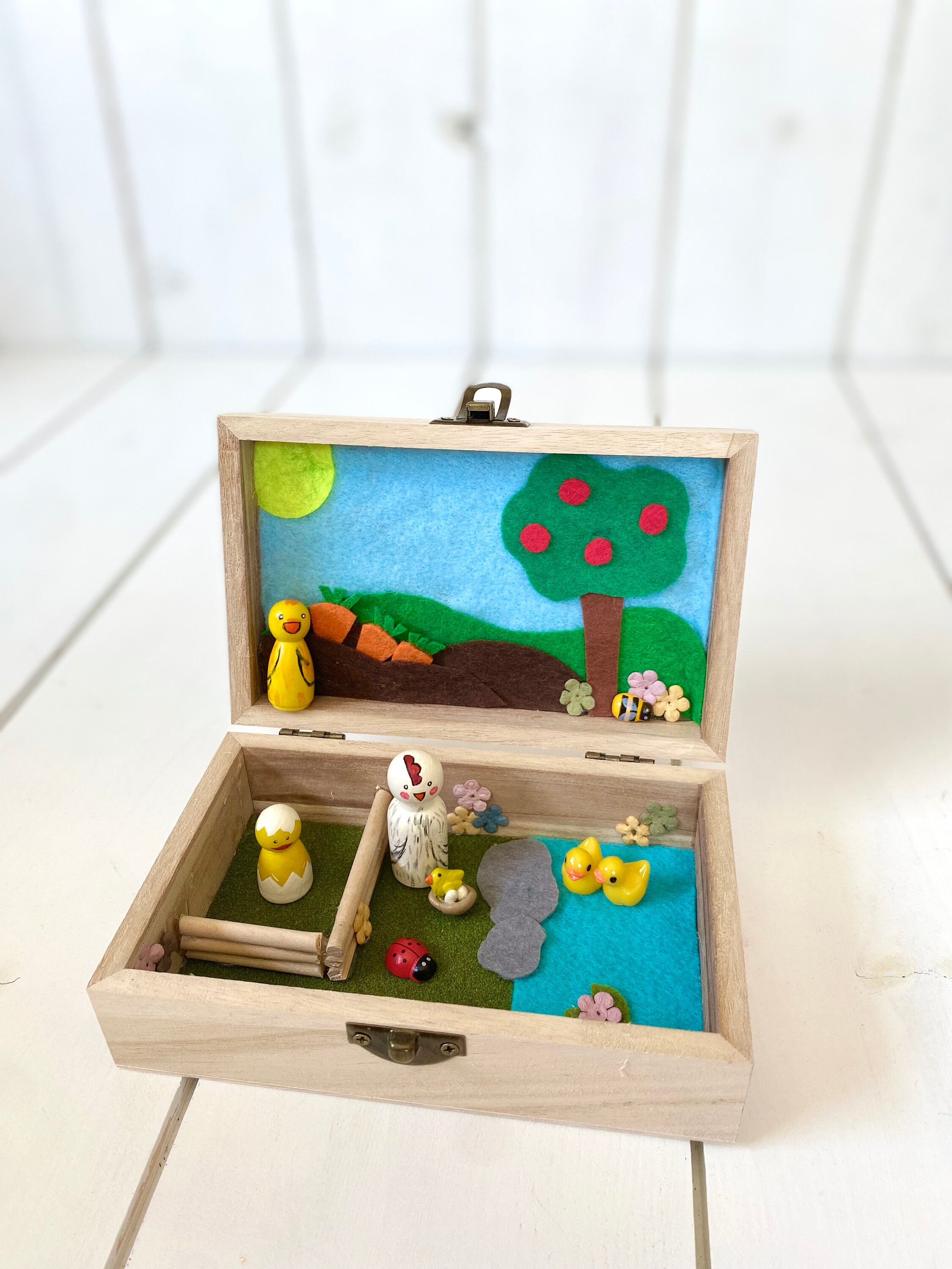 Farm Wood Set, Farm Peg Dolls, Chickens, Garden, Montessori Toys - Etsy