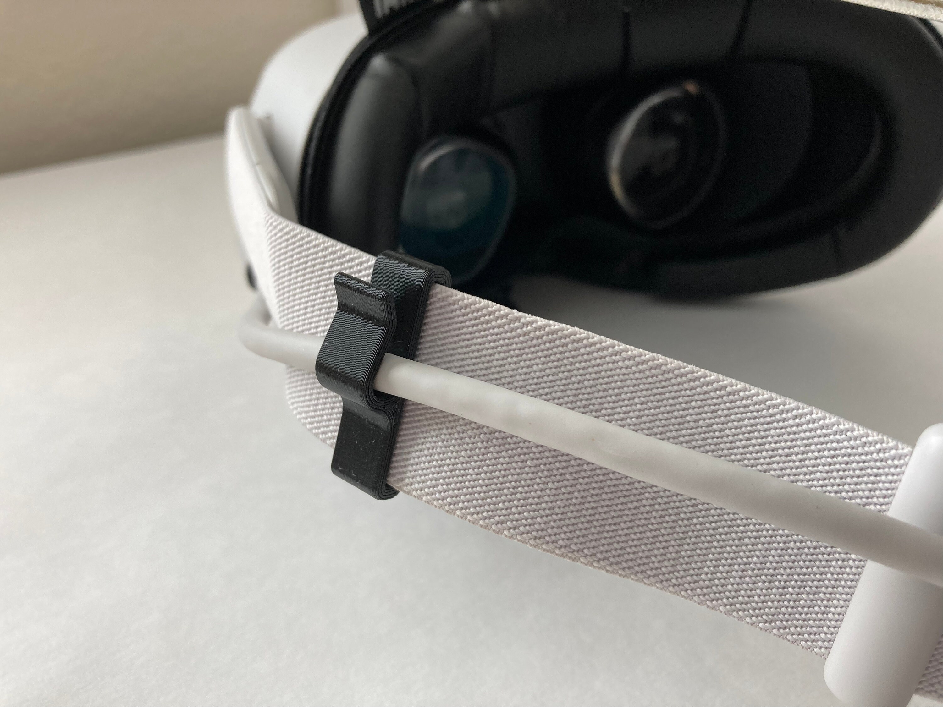 USB Cable Guide Clip for Quest 2 Original Fabric Strap Quick - Etsy