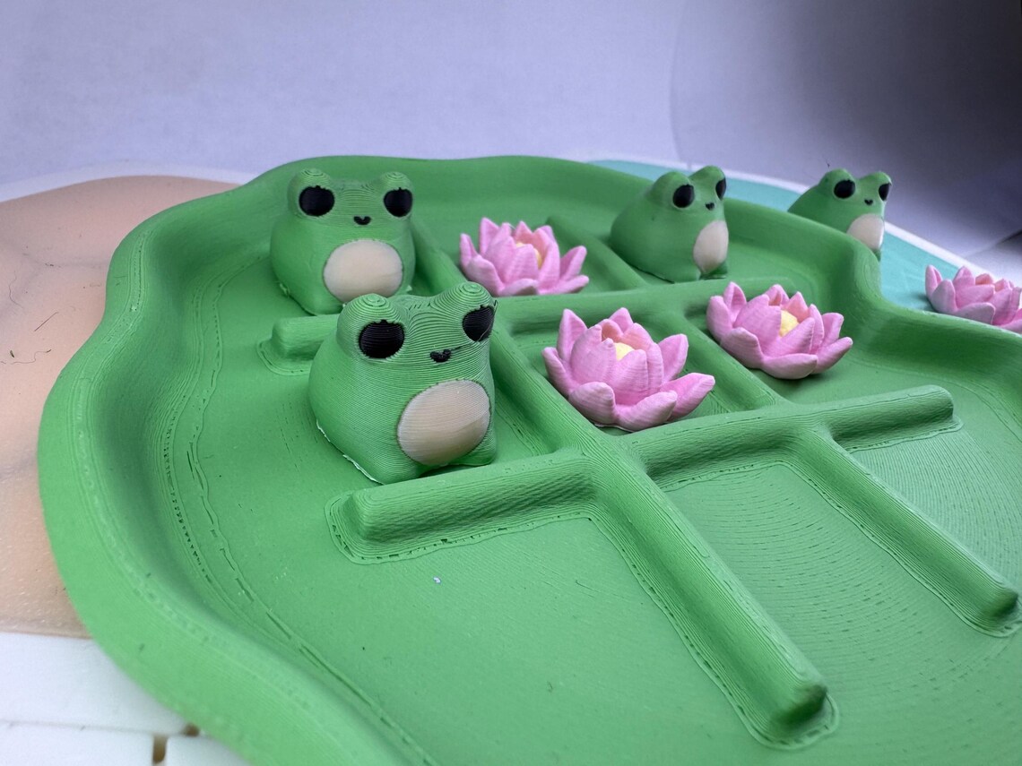 Tic Tac Toad - Frog Tic Tac Toe Game | 3D Printed Lily Pad Board Game ...