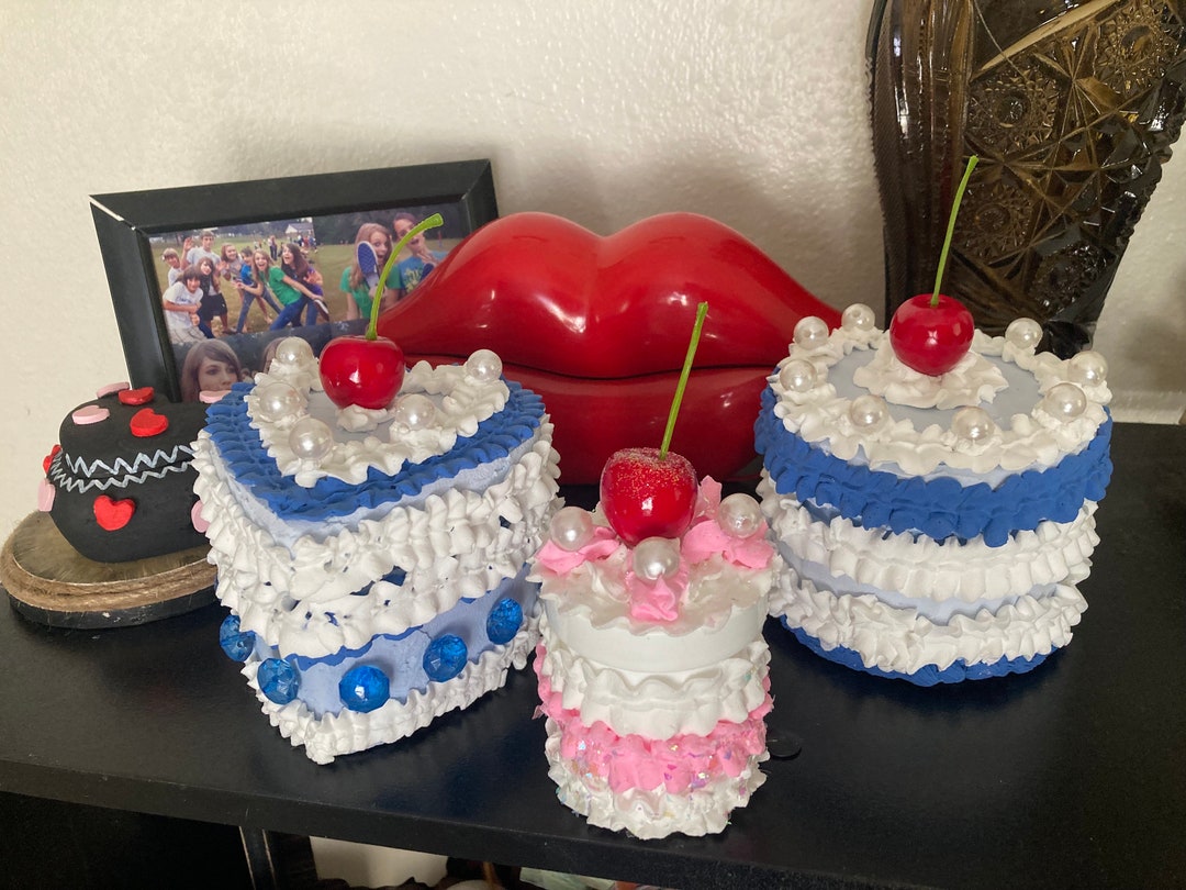 Trinket Cake Boxes - Etsy