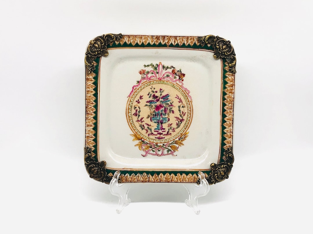 Vintage Ormolu Gold Gilt WONG LEE 1895 Chinese Ceramics Hand Painted ...